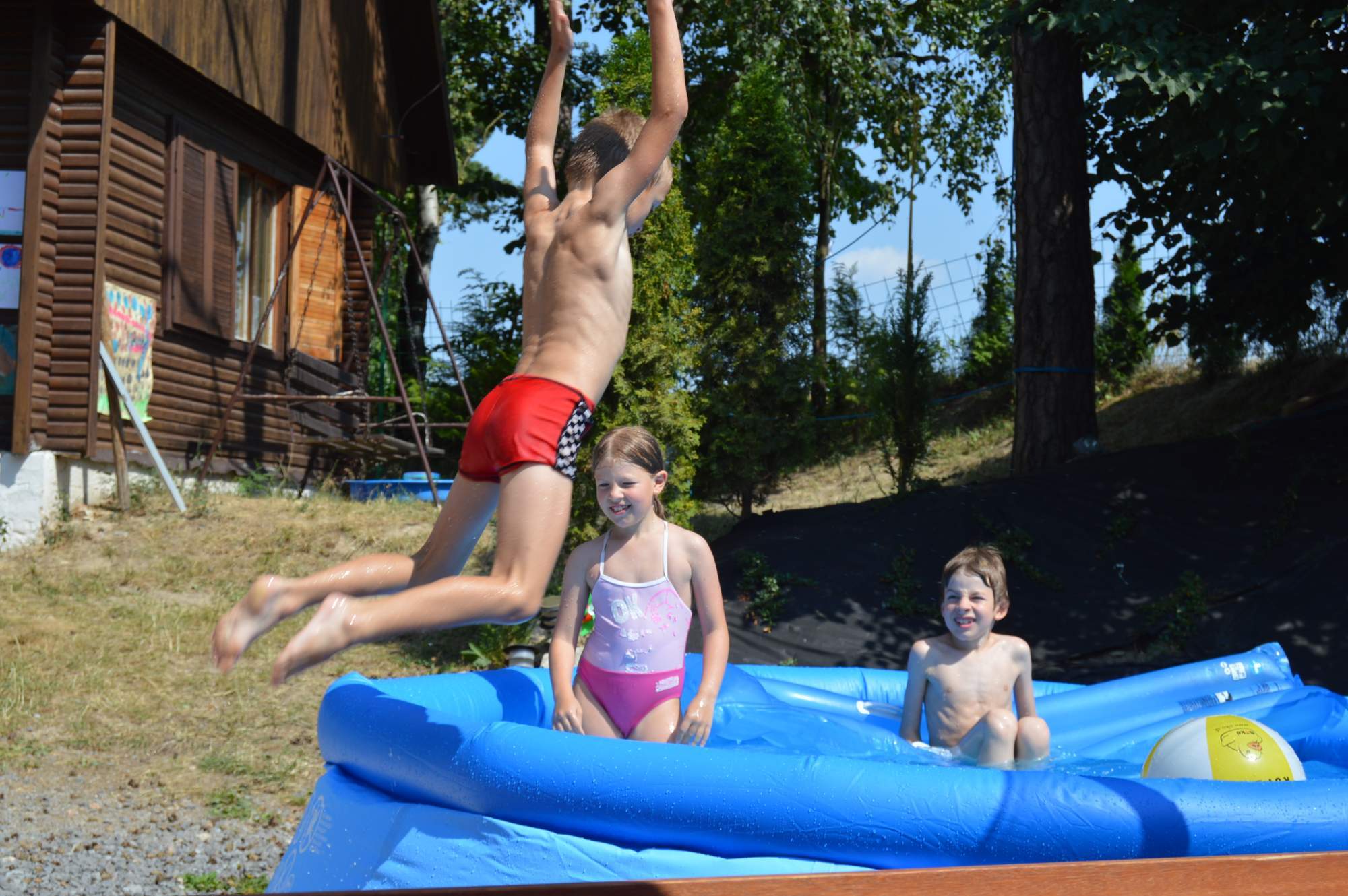 2015 červenec Děti na Hluboké – hanysy – album na Rajčeti